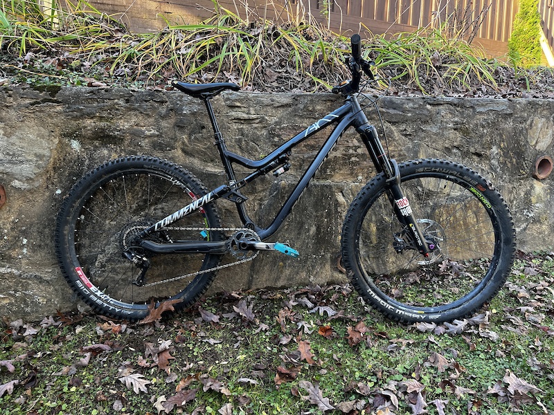 2018 Commencal Meta AM RSC/CushCore/RockShox For Sale