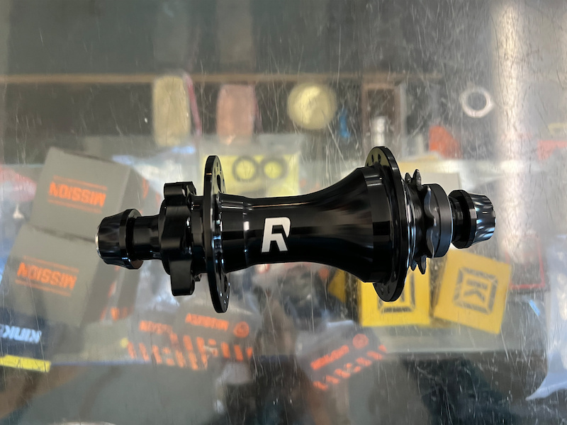 Radio Sonar MTB Freecoaster Hub 10t Bolt On For Sale