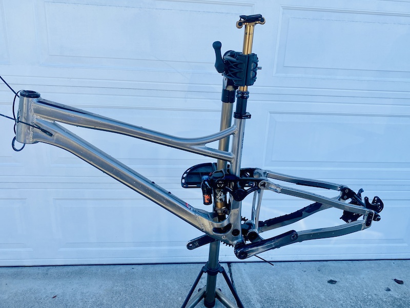2022 Banshee Titan V3 FRAMESET - LARGE For Sale