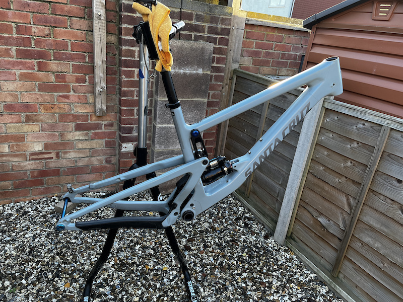 2019 Santa Cruz Bronson C Frame, Size L. For Sale