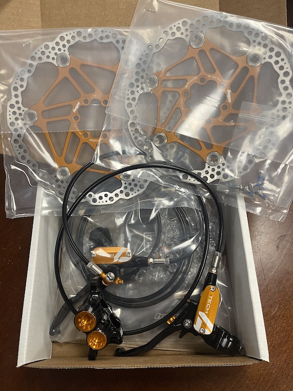 2023 Hope Tech 4 v4 brakes and rotors/ 3 sets For Sale