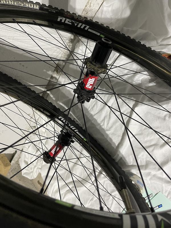 2020 Revin E27 Pro Carbon Wheelset with DT 240 Hubs For Sale