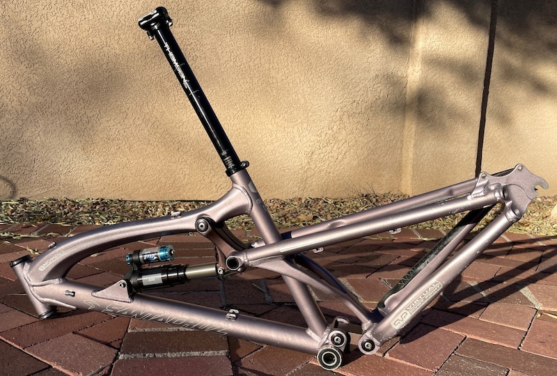 Santa Cruz Nomad + Fox DHX Air 5.0 Small Frame 26” For Sale