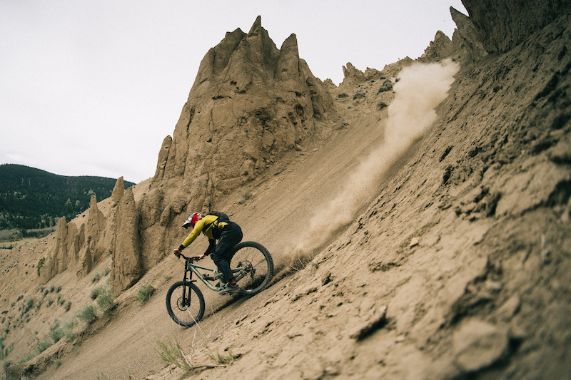 Video: Roadtripping With the New Transition TR11 DH Bike - Pinkbike