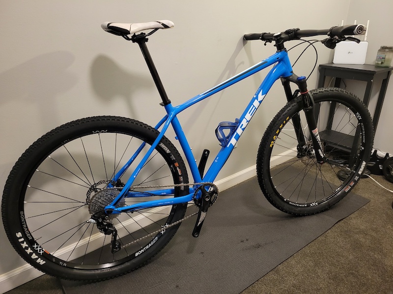 2014 ‘14 Trek Superfly 7 - 18.5” M\L - Nicely Upgraded For Sale