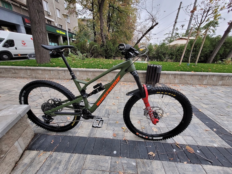 2020 Nukeproof Mega Carbon 27.5" Size Medium For Sale
