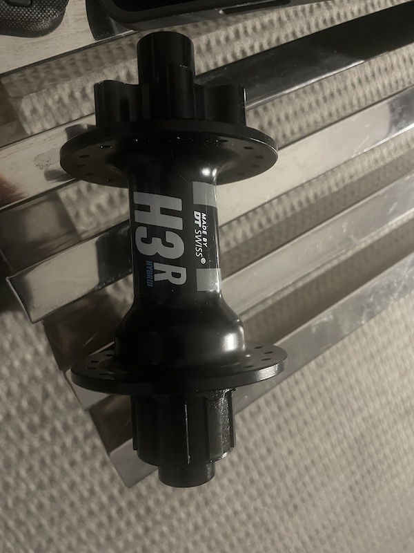 2021 New DT Swiss 350/Pinion rear hub For Sale