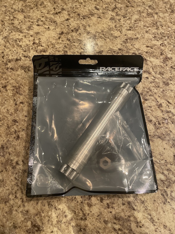 2021 Raceface BB30 Cinch 165/170 Spindle For Sale