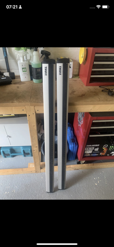 2020 Thule aero bars and mounts For Sale