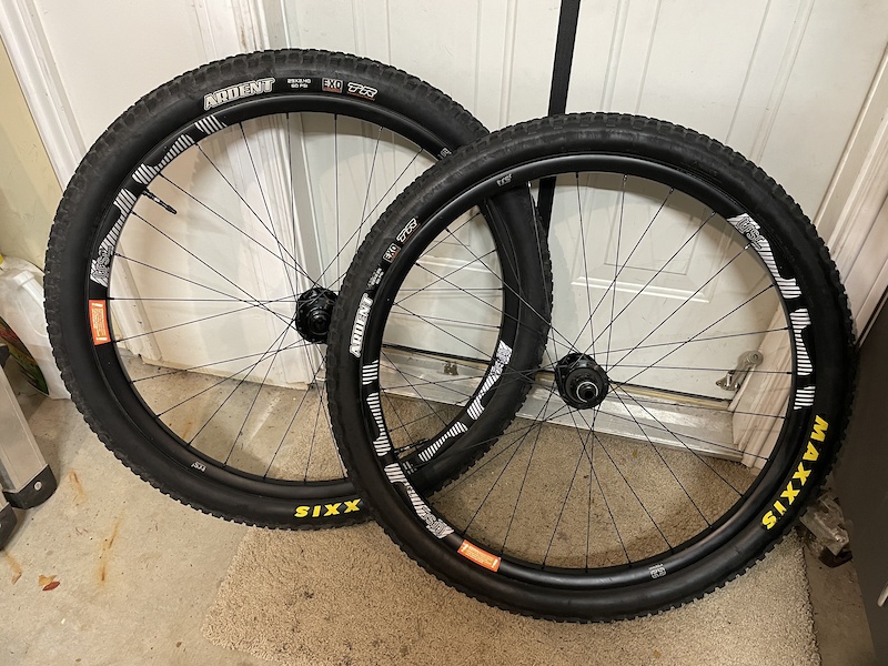 E13 TRS Race Carbon 29” Wheel Set For Sale