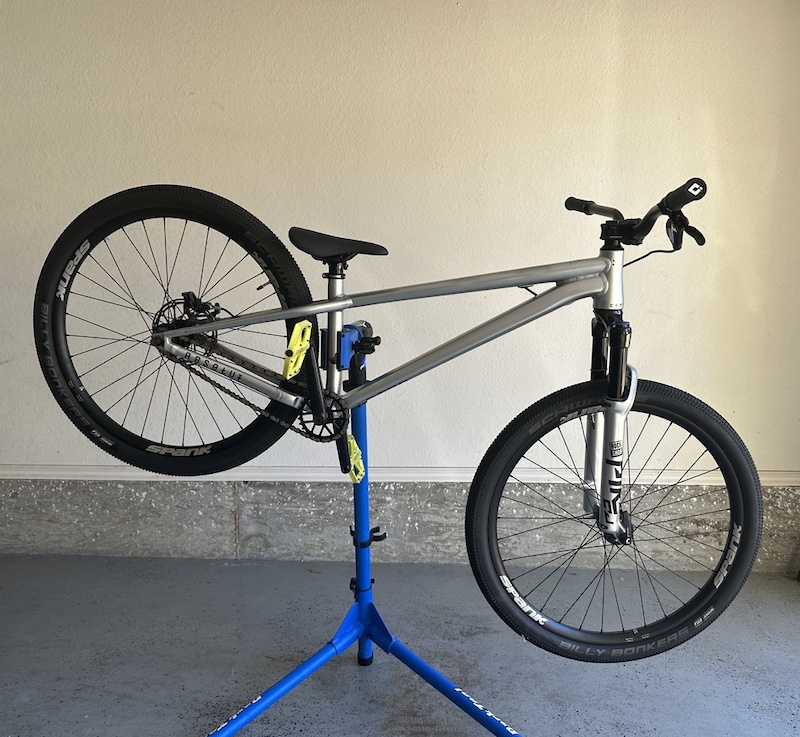 2022 Commencal Absolute RS size Large For Sale