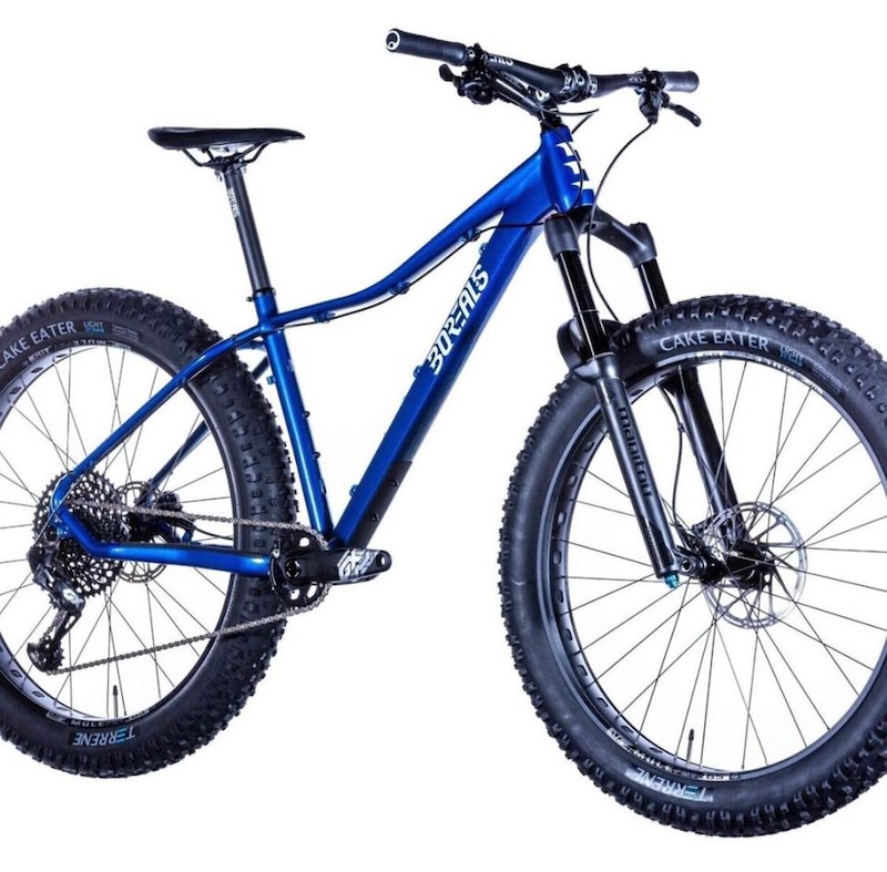 2022 Borealis Flume Blue & White fat bike M or L For Sale