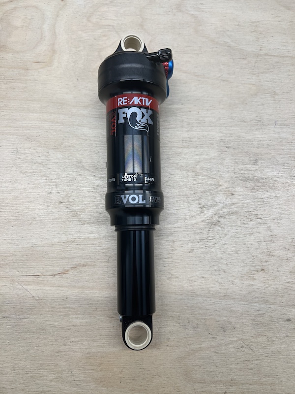 2022 Fox Performance Float EVOL Shock 210mm x 55mm For Sale