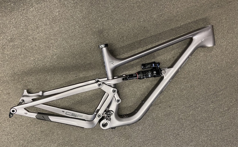 2022 Revel Rascal frame medium Rockshox SuperDeluxe For Sale