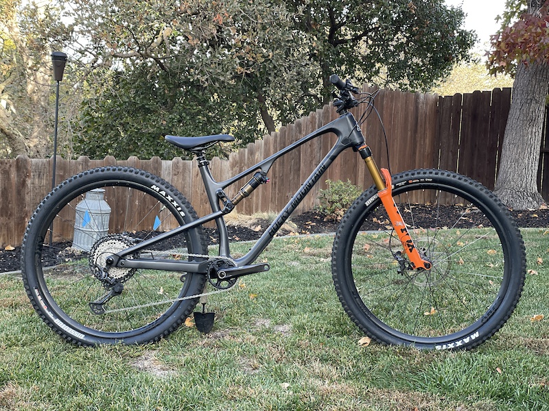 2022 Rocky Mountain Element Large XT Carbon rims For Sale