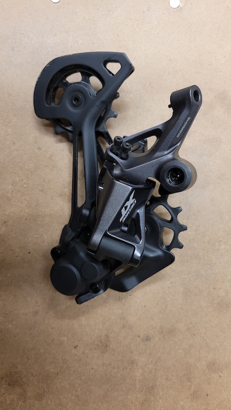 2023 Shimano XT RD-M8100 Rear Derailleur For Sale