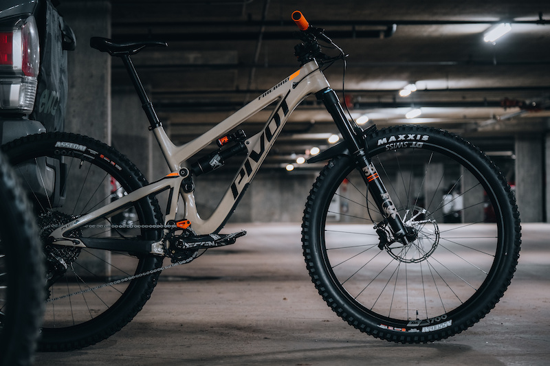 2020 Pivot Firebird 29 For Sale