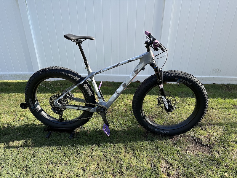 2019 Specialized Fatboy carbon large For Sale