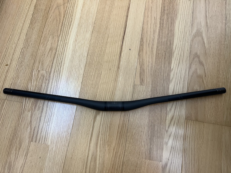 2022 Pivot Phoenix carbon bars. 760mm. 35mm NEW TAKE OFF. For Sale