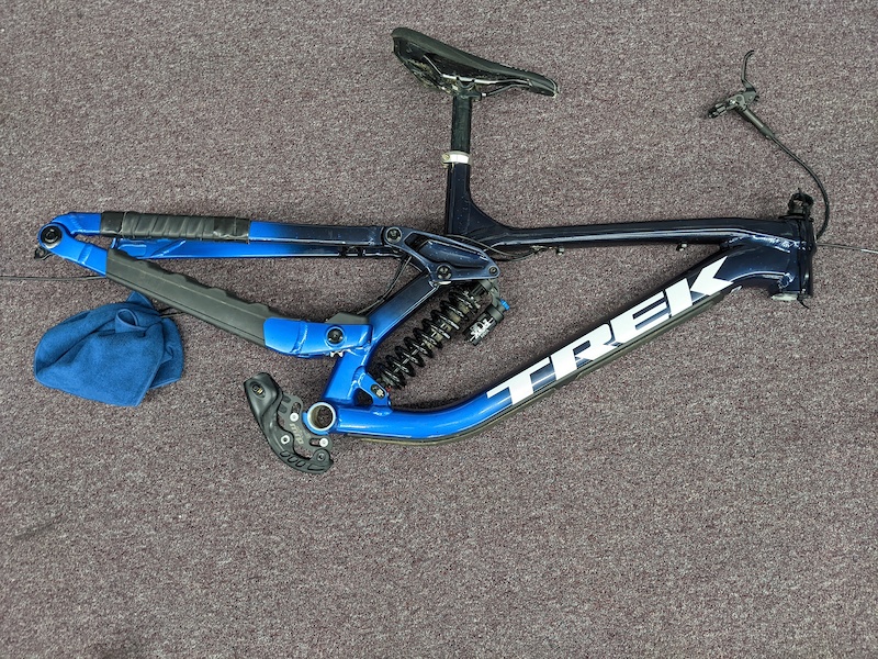 2022 Trek Session R2 High Pivot For Sale