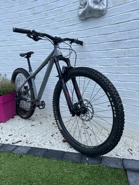 2021 Nukeproof Scout 290 Comp Bike. £1700 RRP For Sale