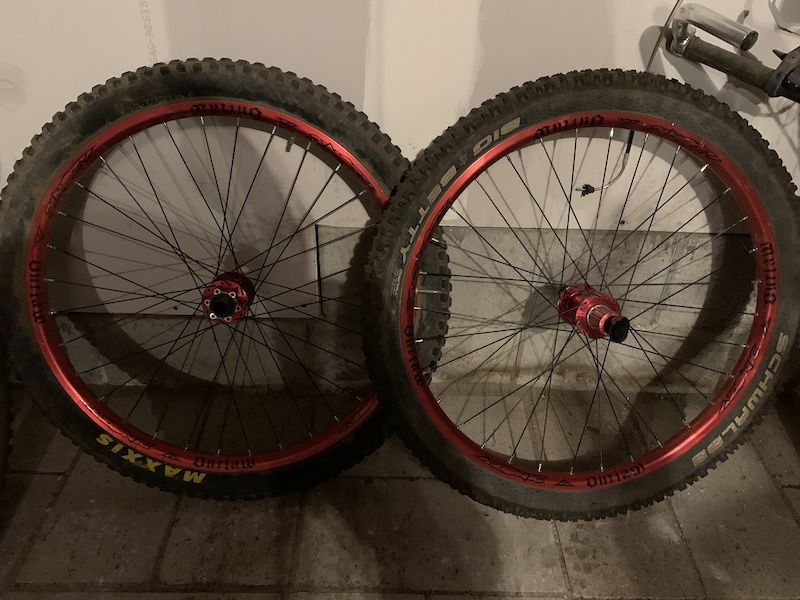 2013 Azonic outlaw wheels 26” For Sale