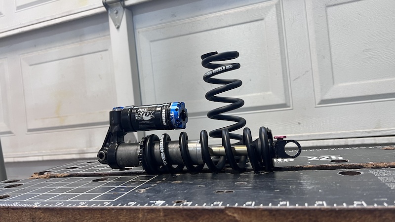 Fox DHX RC4 9.5x3 For Sale