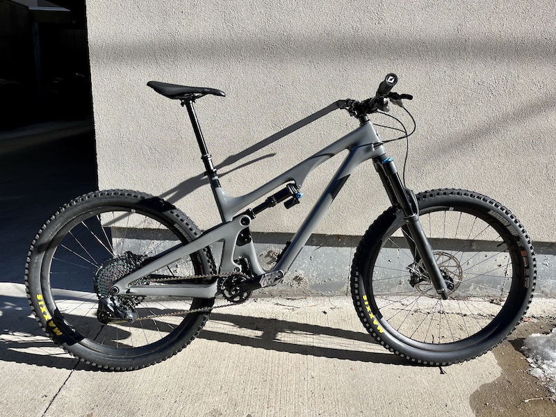 2020 Yeti SB140 Turq Large W/Upgrades For Sale