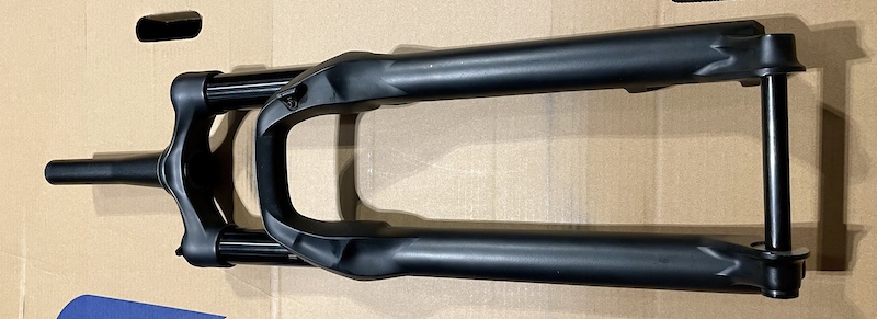 2018 RockShox Pike-RCT3-B1 27.5(650b) 140mm Travel For Sale