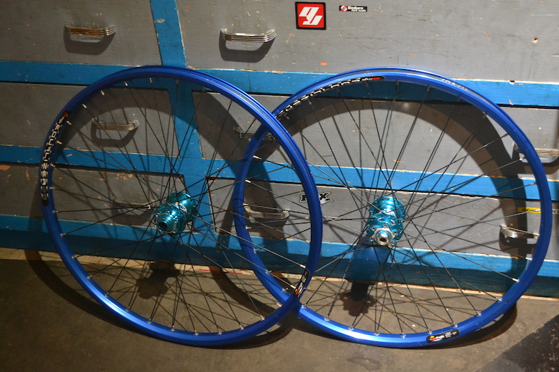 Sunringlé Equilizer with norco hub wheelset For Sale