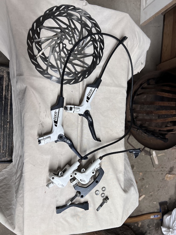 2023 Avid Elixir 3 brake set For Sale