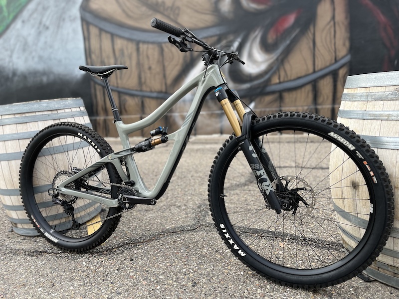 2022 Ibis Ripmo V2- Medium - XT Build For Sale
