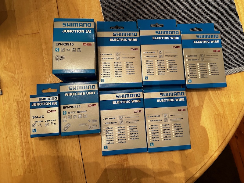 2022 Shimnano Di2 Wires and Accessories For Sale