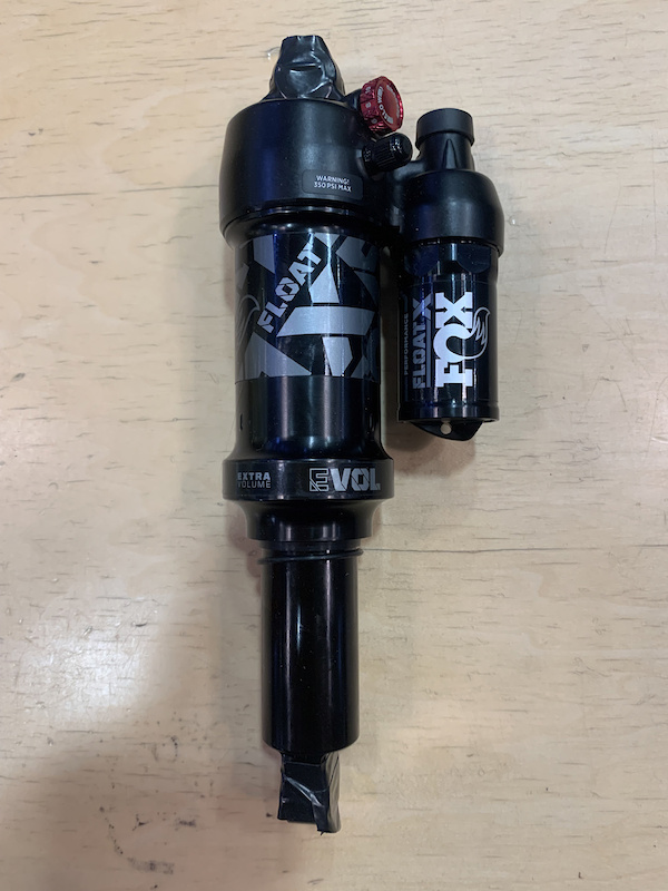 2023 FOX FLOAT X Performance, 2 position damper For Sale