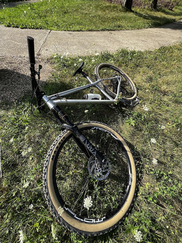 2021 Commencal Meta HT- Large For Sale