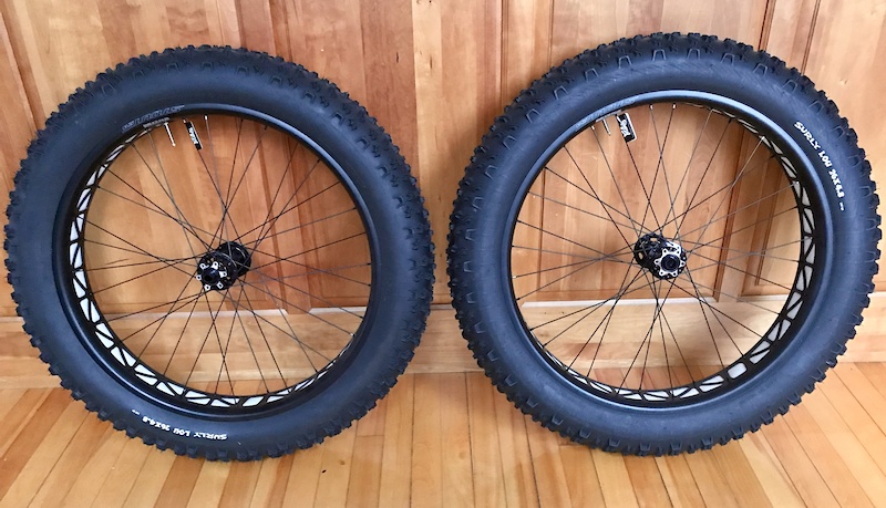 NEW! Specialized Stout Wheels 26" w/ Surly Lou 4.8 For Sale