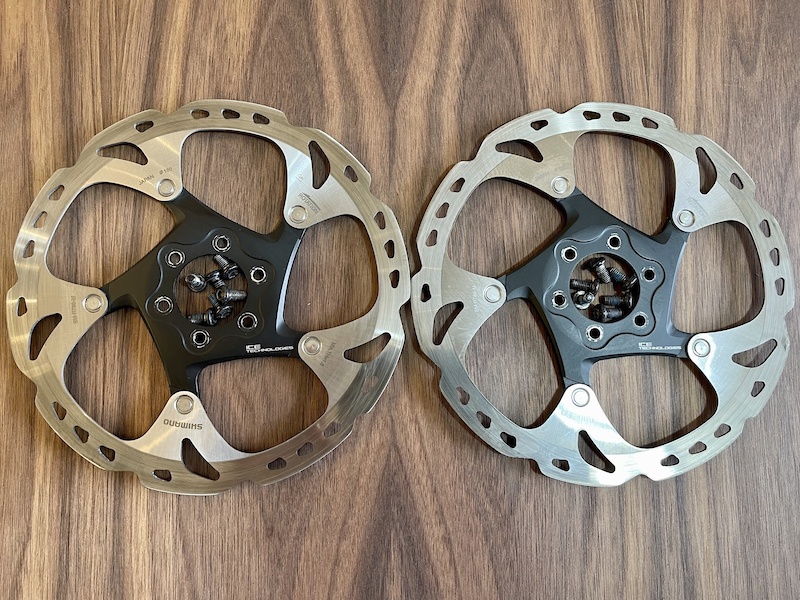 Pair of Shimano 180mm Ice Tech 6 bolt rotors For Sale