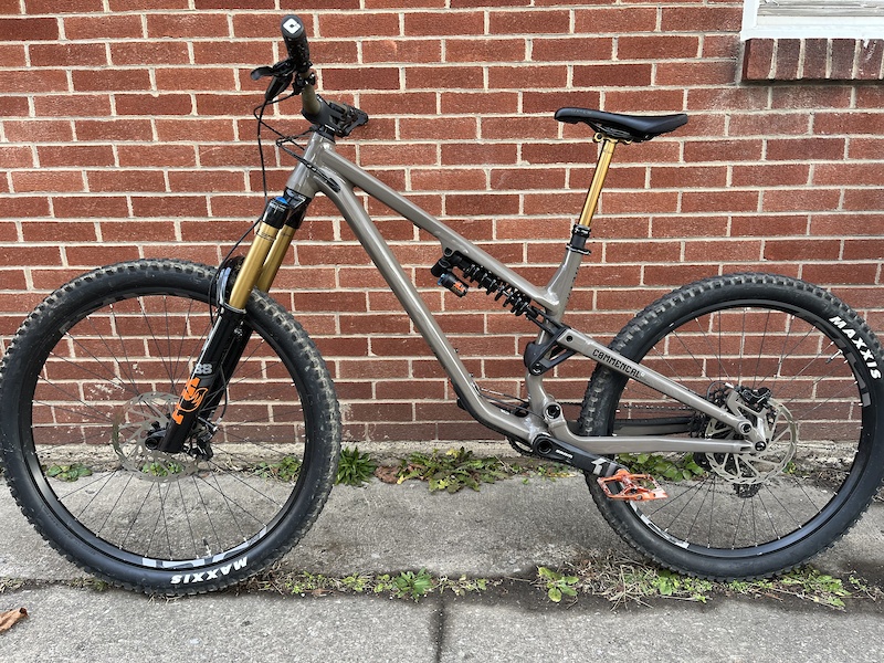 2022 Commencal Meta SX Ride with upgrades For Sale