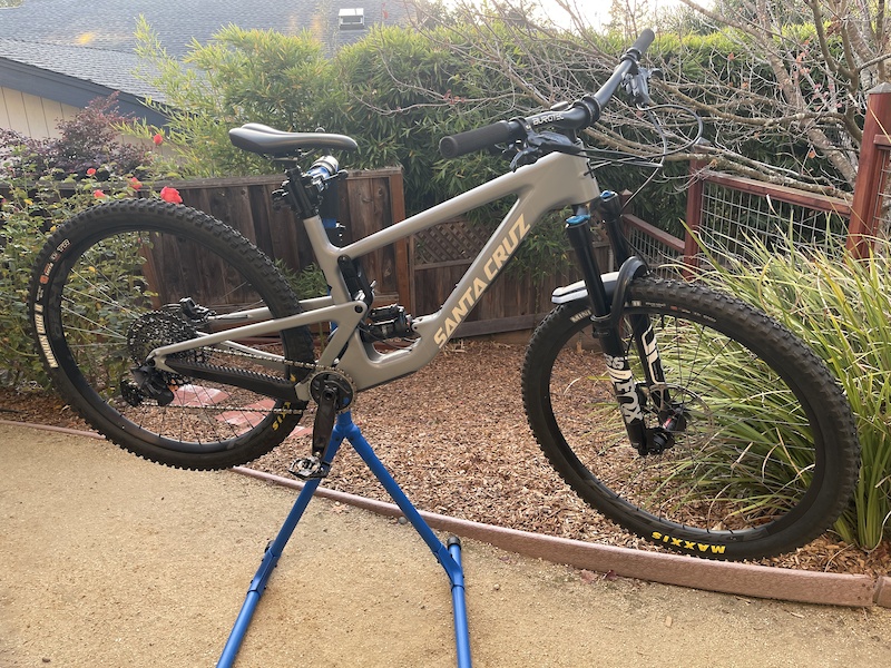 2021 Santa Cruz Hightower 29", C Frame, Large, S kit For Sale