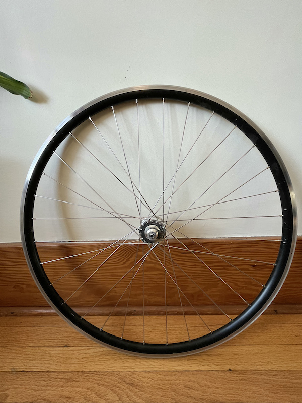 DT R460 / Shutter Precision SV8 Dynamo For Sale