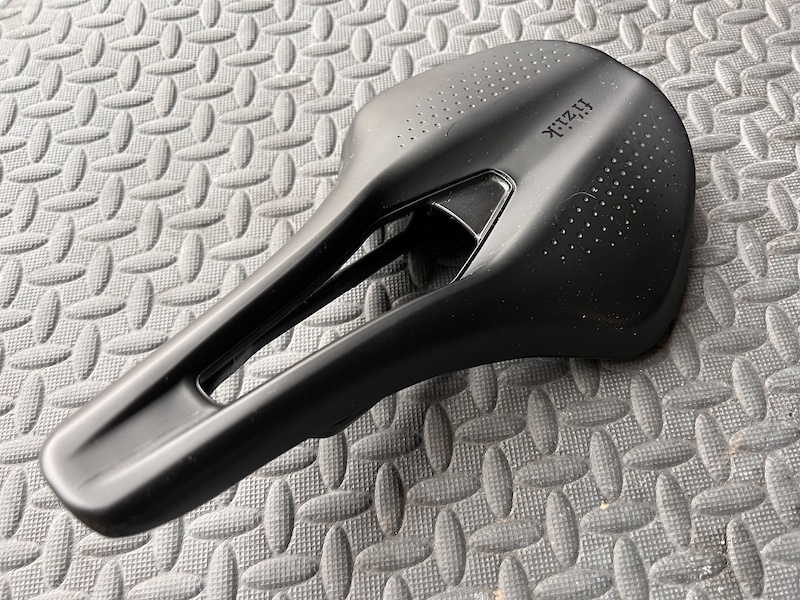 2022 Fizik Tempo Argo R1 Saddle For Sale