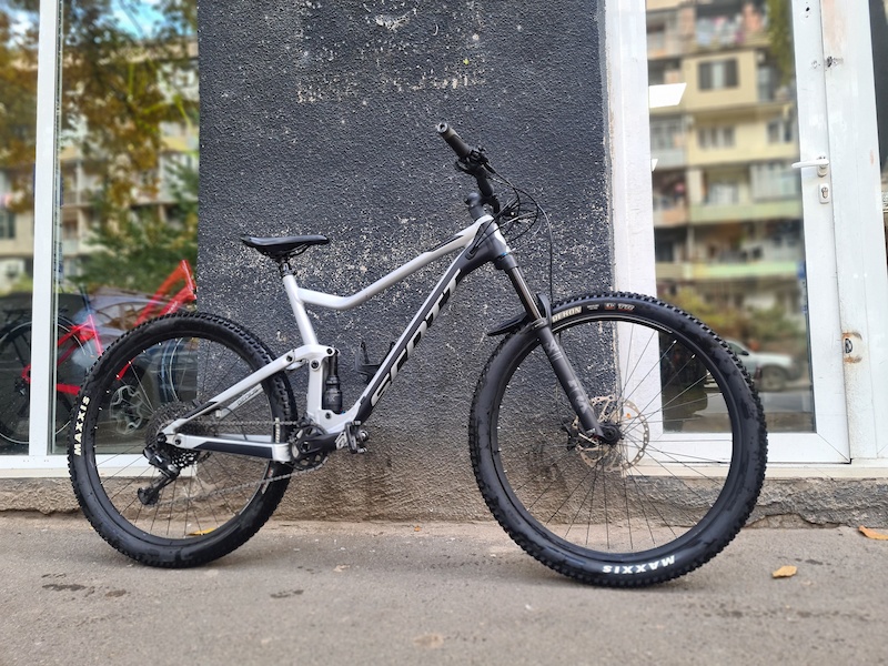 2019 Scott Genius 940 XL 29+ Mountain Bike grey'n black For Sale