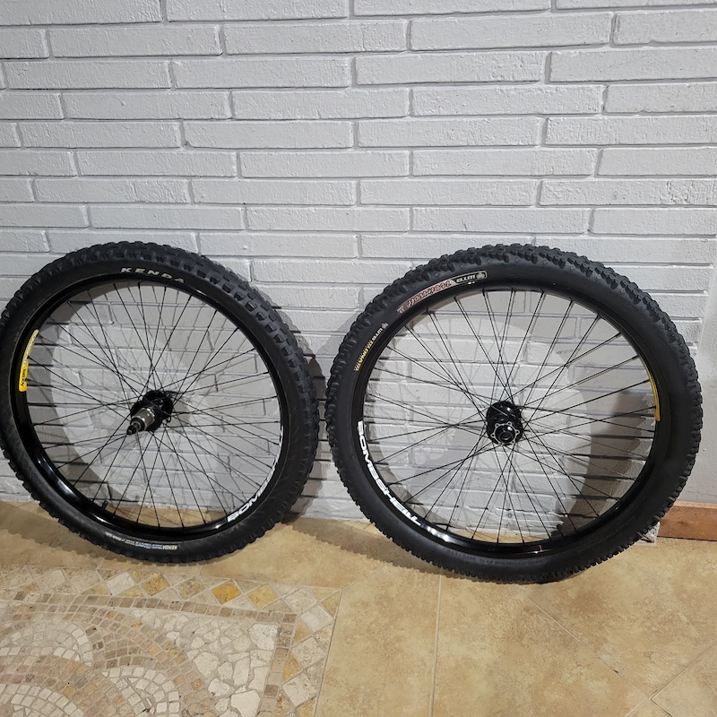 2010 Bombshell Fatboy Wheels and tires For Sale
