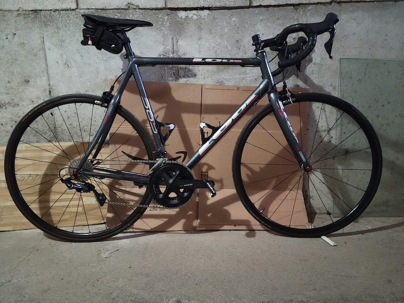 LOOK 565 57.5 cm For Sale