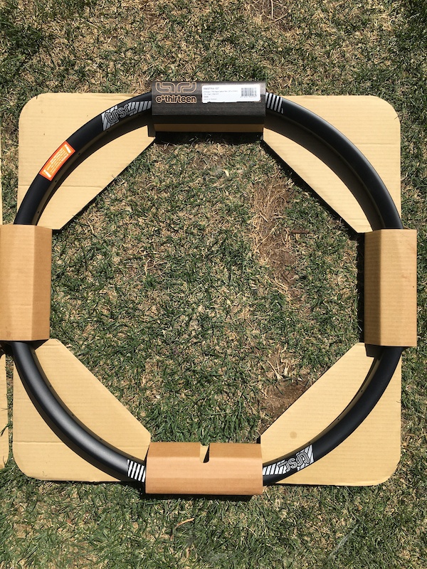 2019 Two new e*thirteen 29” carbon rims For Sale