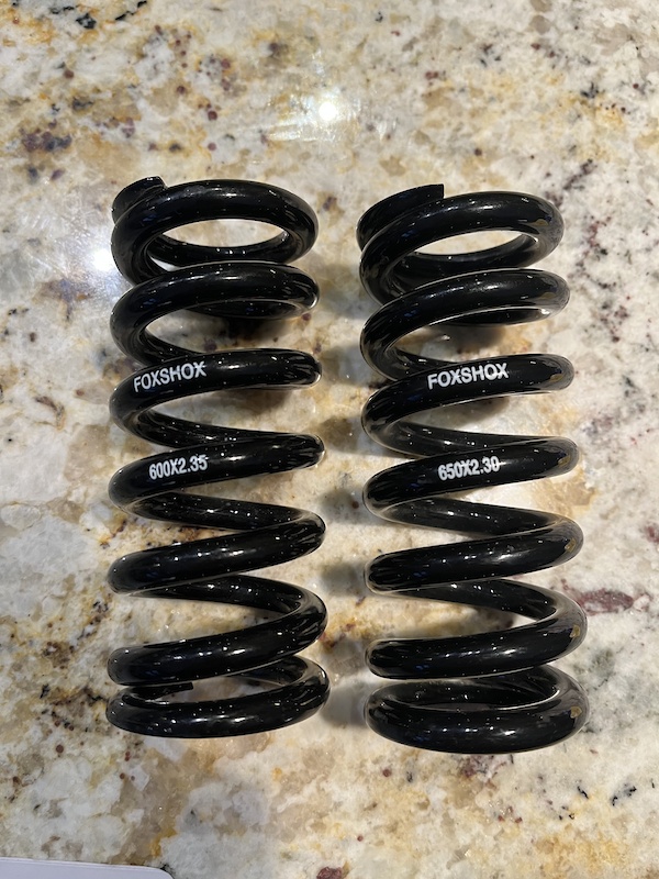 Fox Springs 600x2.35 and 650x2.30 For Sale