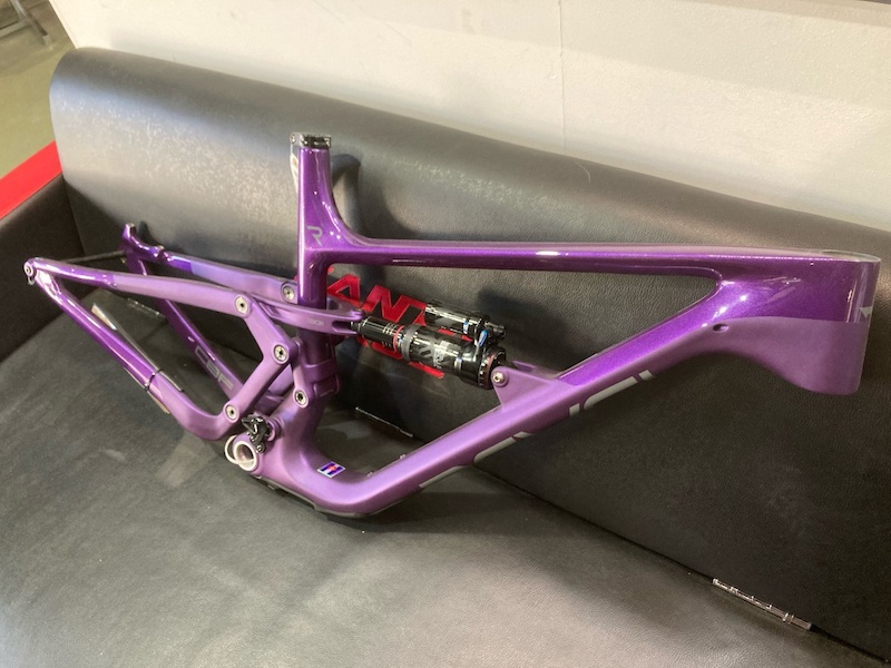 2021 Ex-Display Revel Rascal Large Purple (G) For Sale