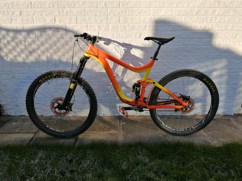 2015 Giant Reign 1 MTB For Sale
