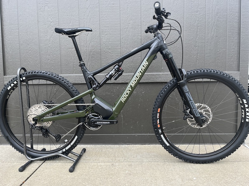 2022 Rocky Mountain Altitude PP A-50 Large For Sale