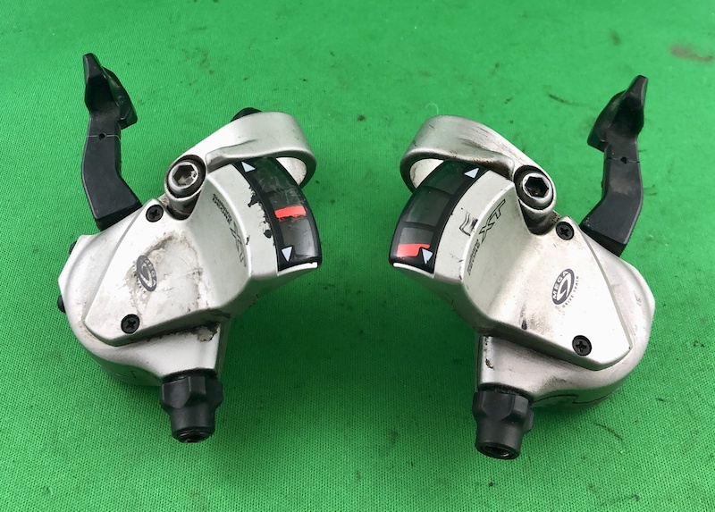 SHIMANO XT Trigger Shifters SL-M750 3 x 9 Speed For Sale